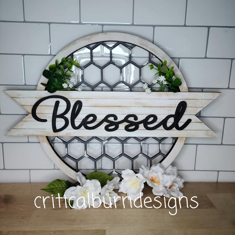 Blessed Chicken Wire Round File - Etsy