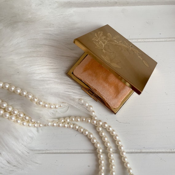 Beautiful Vintage Gold Compact from the 1950s/ Peruvi… - Gem