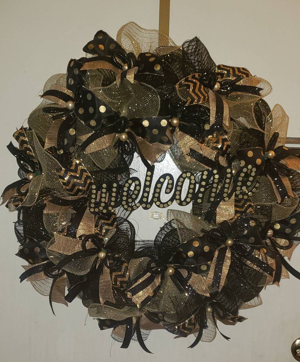 Black and Gold Wreath - Etsy