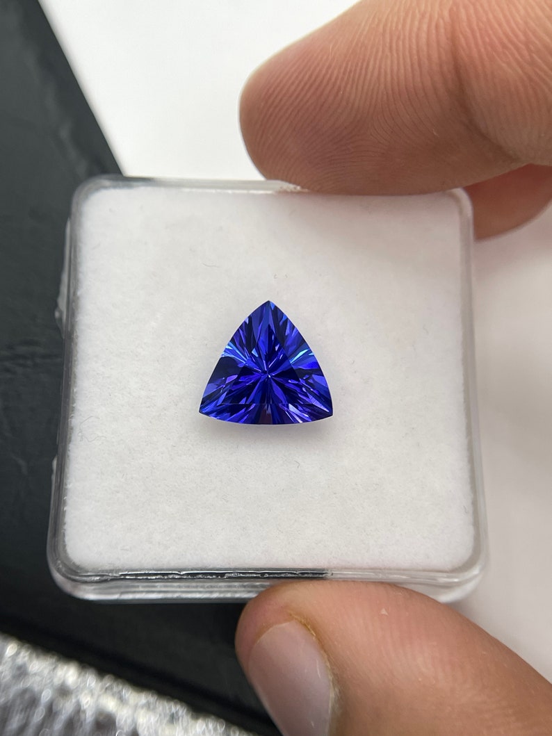 D-block Color Tanzanite 3.4 Cts 10.5 Mm Fancy Shape Tanzanite Leaser ...