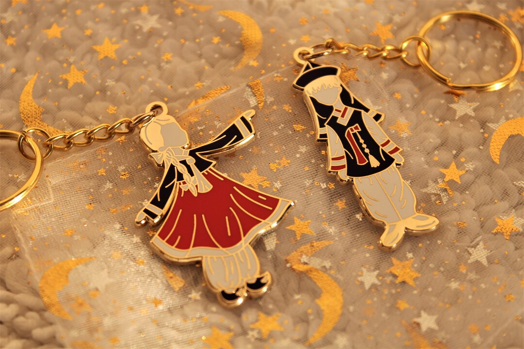 Traditional Korean Hanbok Keychains, Hard Enamel Keychains, Gold Plated ...