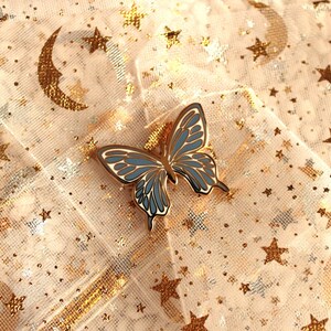 Butterfly Pin, Enamel Pin. Lapel Pin, Gold Plated, Gift - Etsy