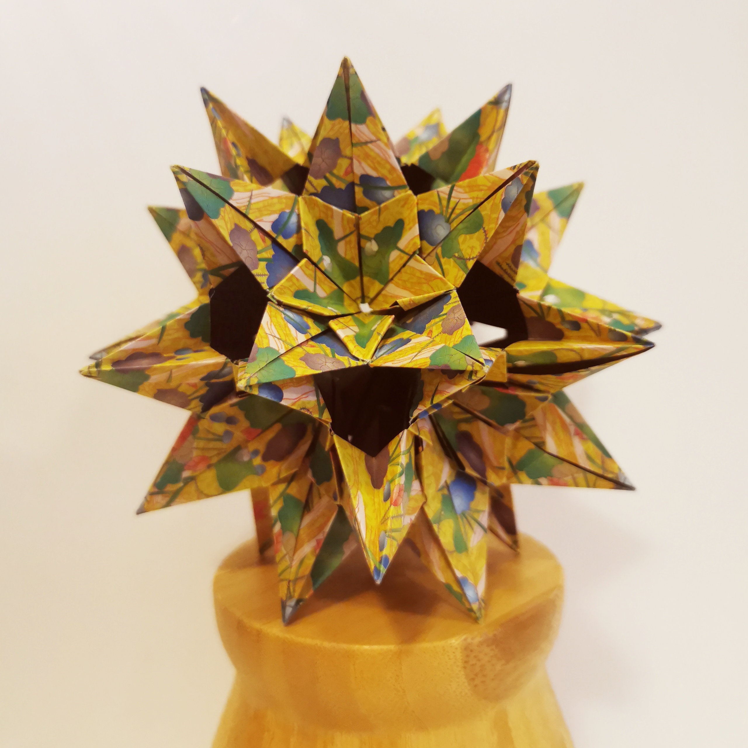 Origami Ornament sparaxis Kusudama - Etsy