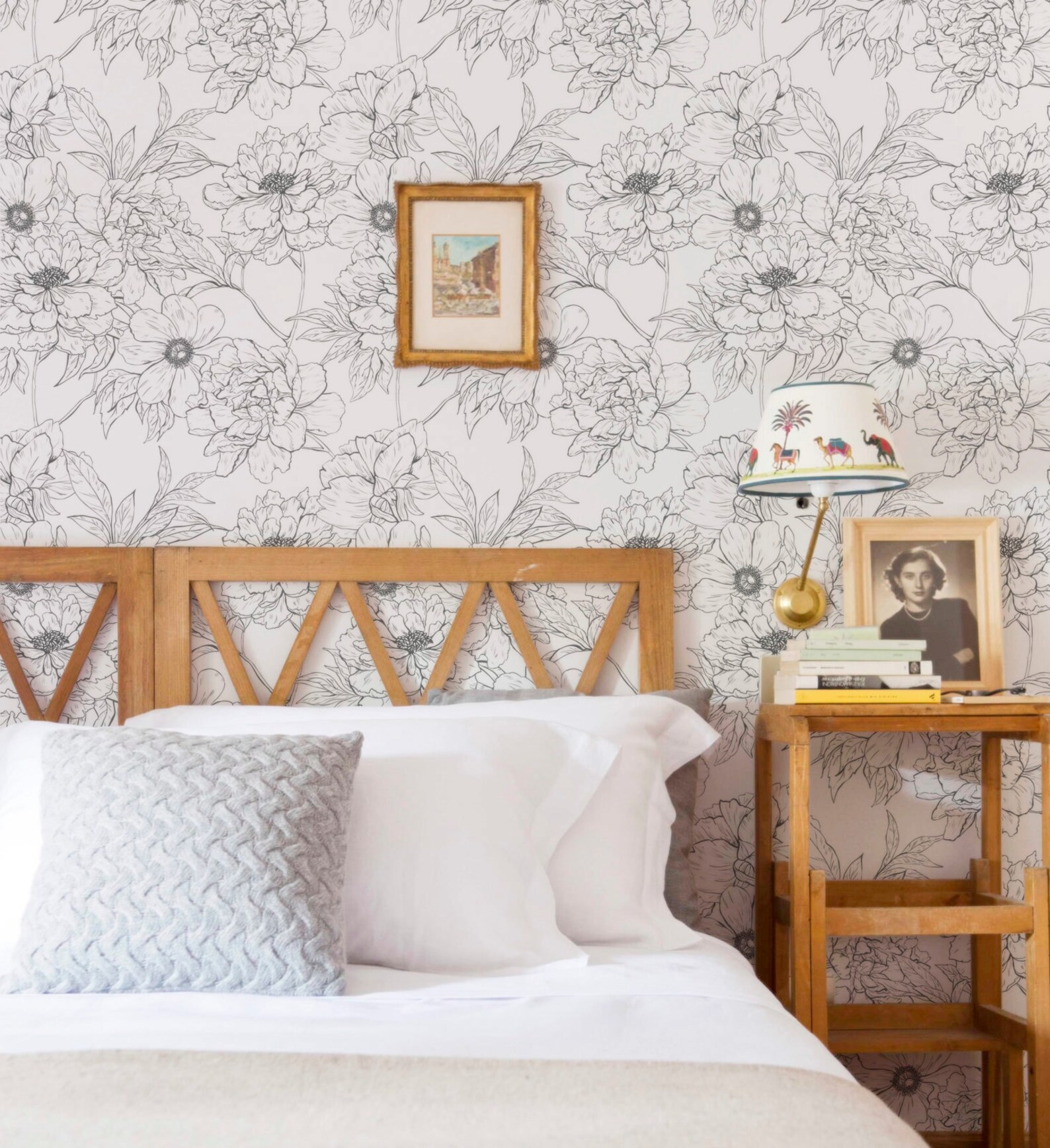 Flower Sketch Custom Color Wallpaper Line Drawing Flowers - Etsy