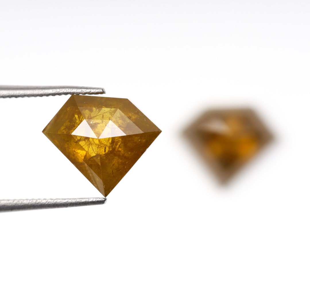 4.12 CT, 9.7 X 8.2 MM, Fancy Color Pentagon Shape Minimal Diamond Pair ...