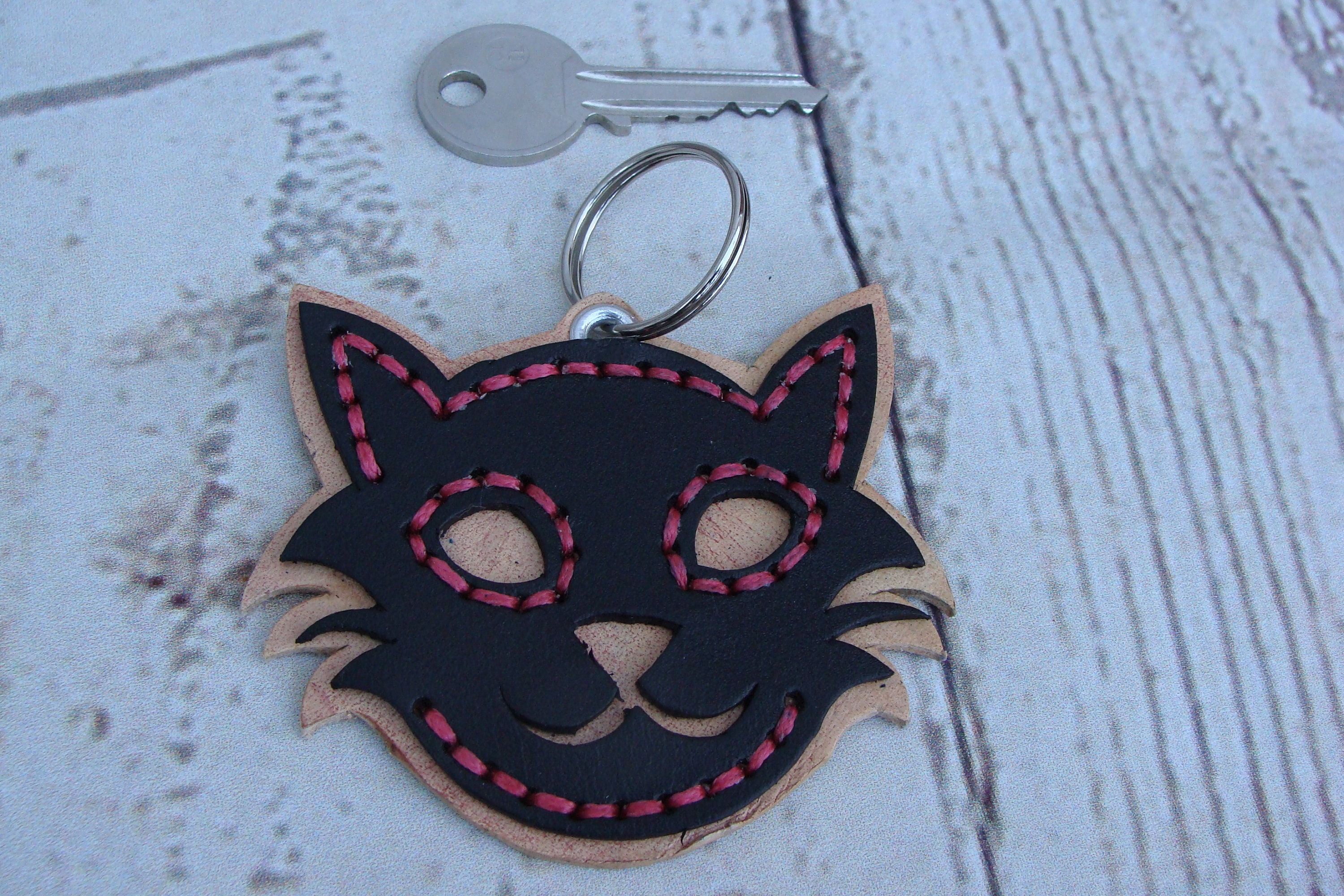 Handmade keyring / kitten key ring / cat lovers charm / cat | Etsy