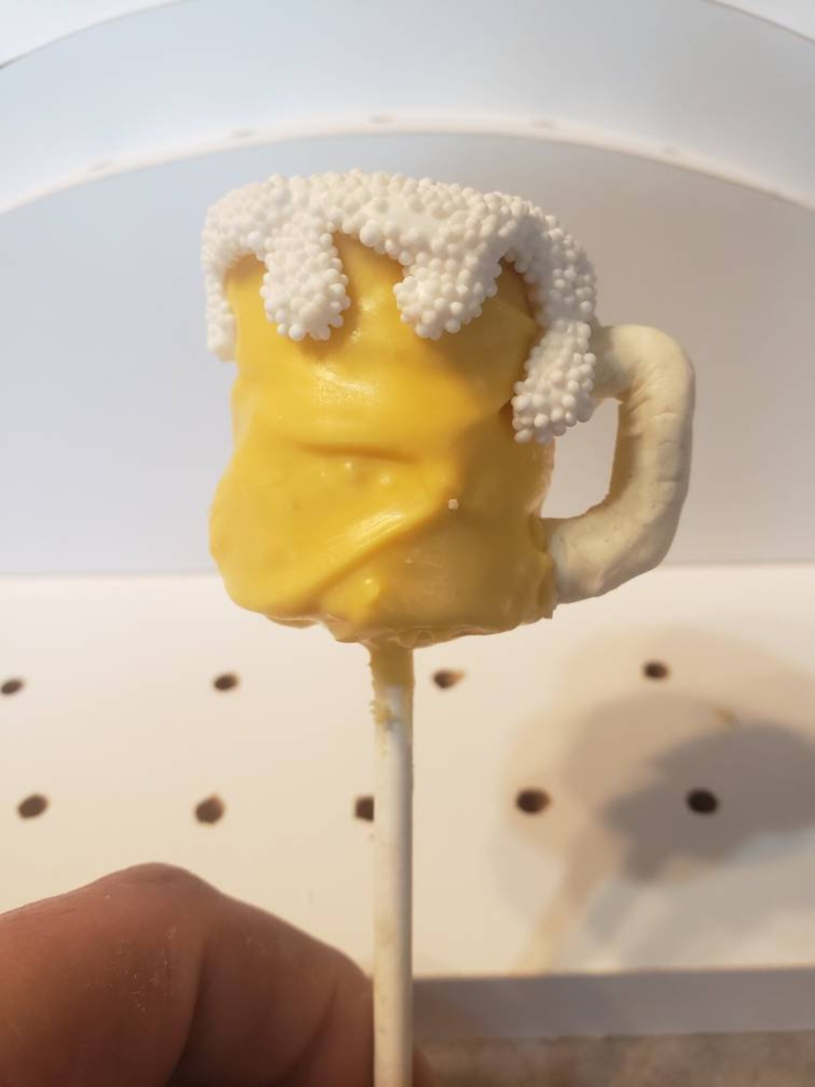 Beer Mug Cake Pops 1 Dozen - Etsy