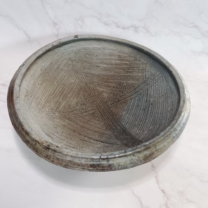 African Handmade Clay Earthenware Pot / Apotoyewa / Wooden Grinder ...