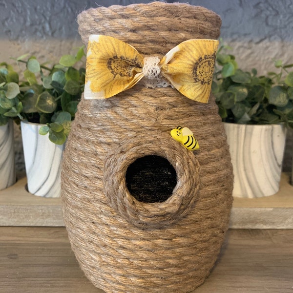 Bee Vase - Etsy