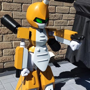 Medabee - Metabots - 3D Printed & Hand-painted Prop - Etsy