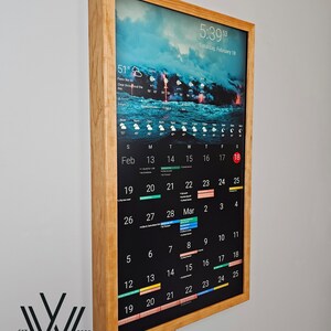 32in QHD Smart Calendar / Smart Wall Display / Photo Viewer - Etsy