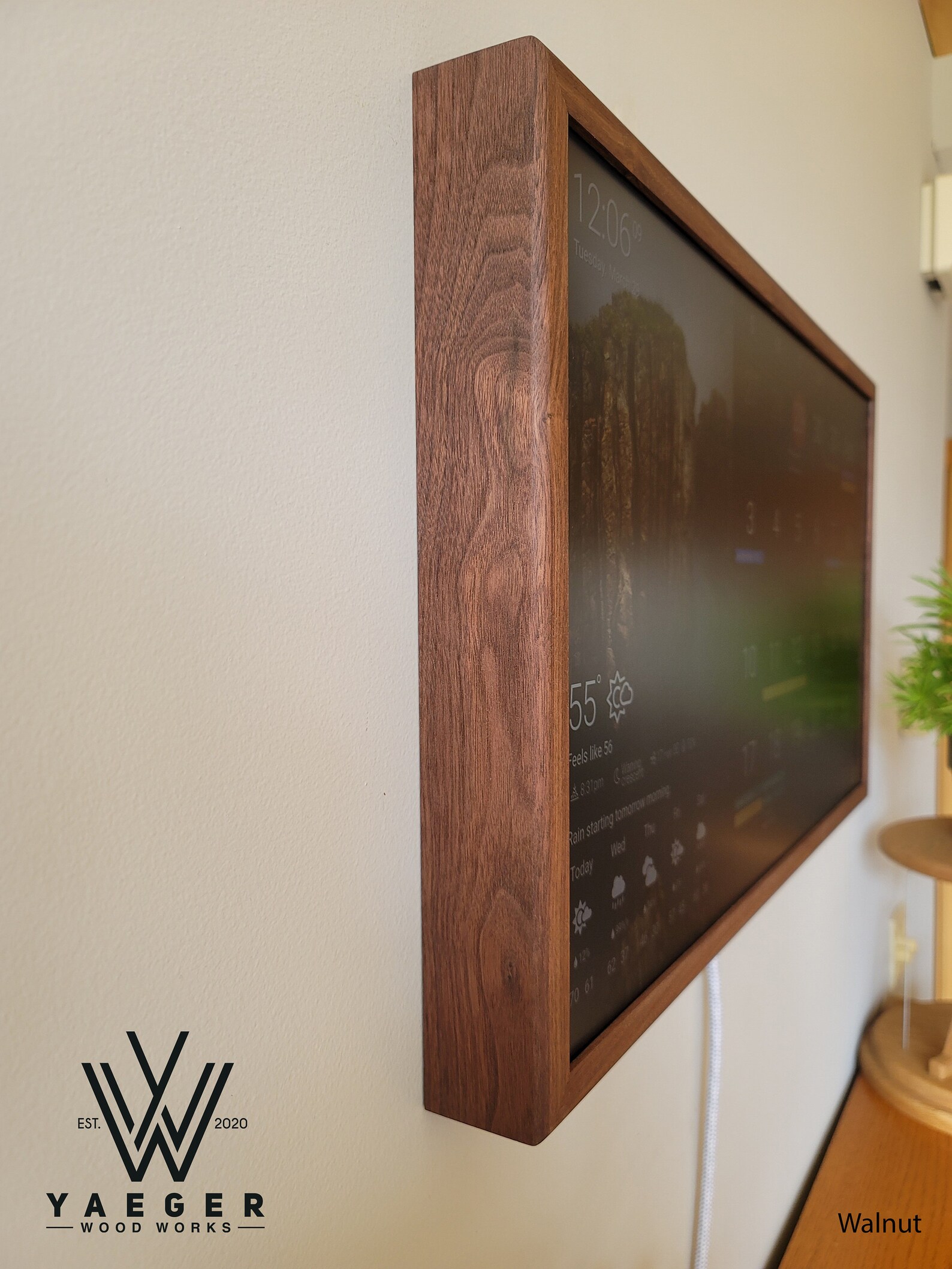 27in Smart Calendar / Smart Wall Display / Photo Viewer | Etsy