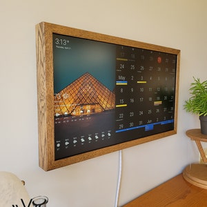 32in QHD Smart Calendar / Smart Wall Display / Photo Viewer - Etsy
