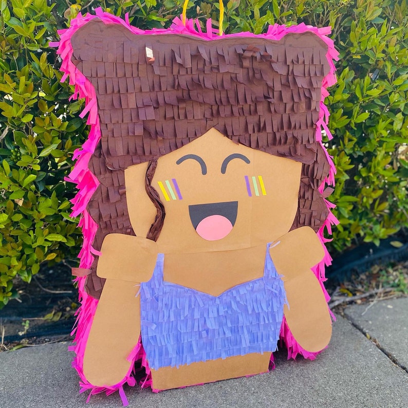 Roblox Girl Inspired Pinata Roblox Party Supplies - Etsy