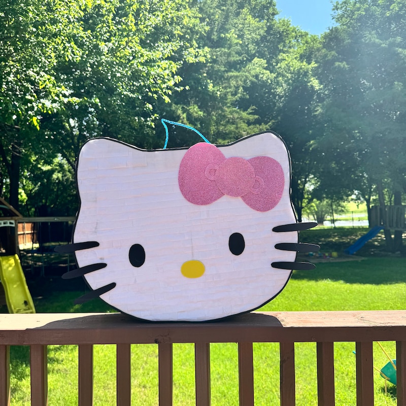 Helllo Kitty Piñata - Etsy
