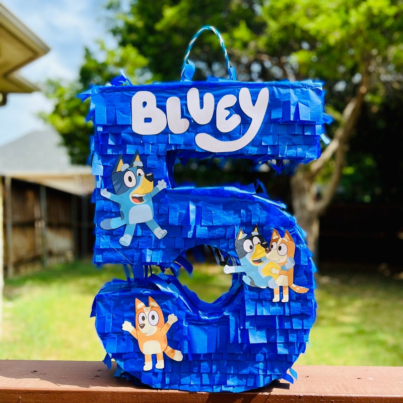 Bluey pinata - Etsy México