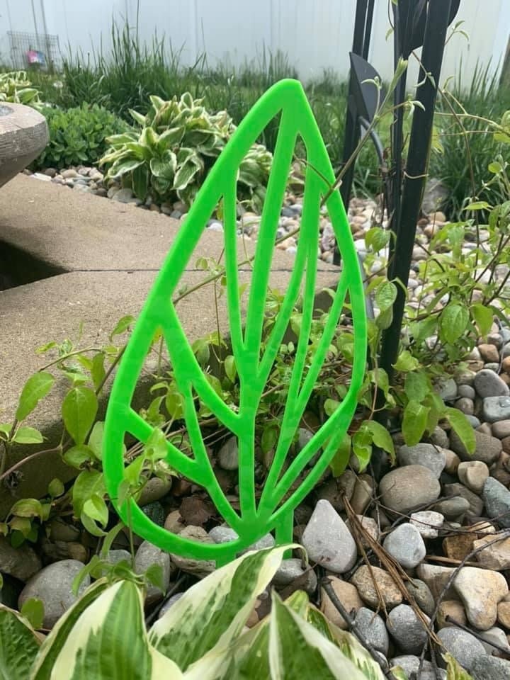Fileonly | 4 Trellis Designs | Leaf Trellises | DIGITAL SVG | Glowforge ...