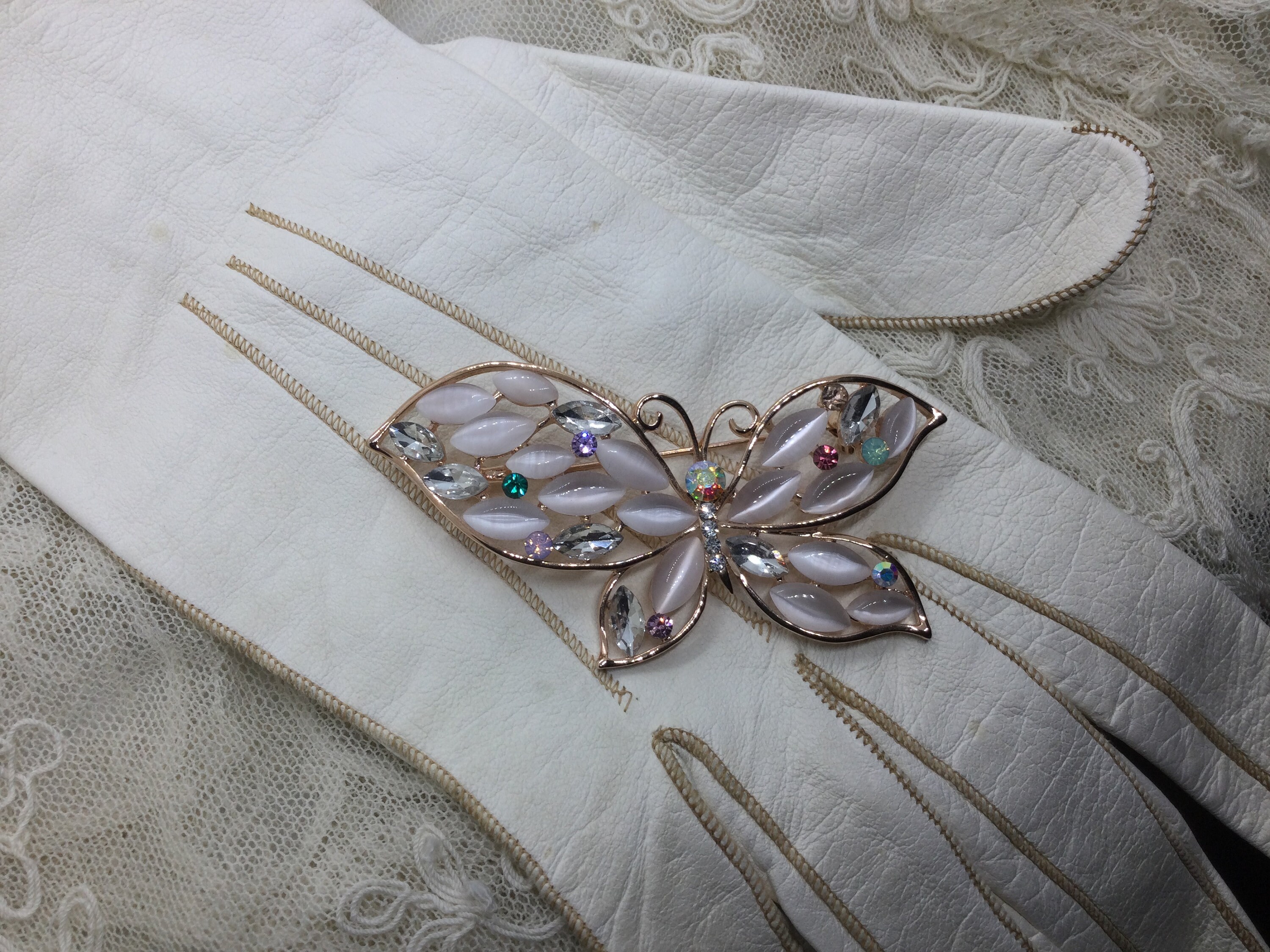 BUTTERFLY PIN/ Butterfly Brooch/ Scarf Pin/ Delicate - Etsy Canada