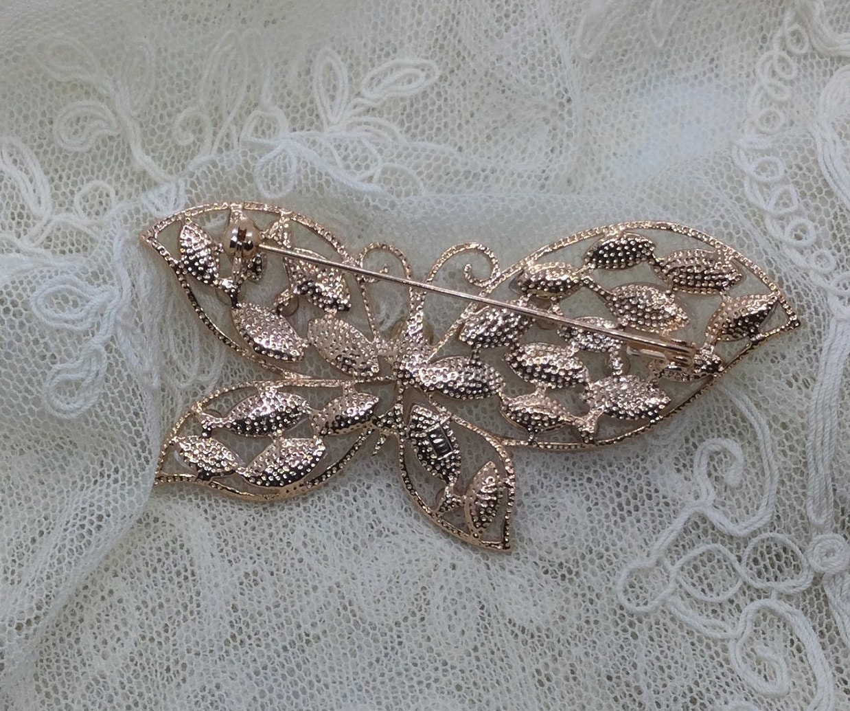 BUTTERFLY PIN/ Butterfly Brooch/ Scarf Pin/ Delicate Butterfly ...