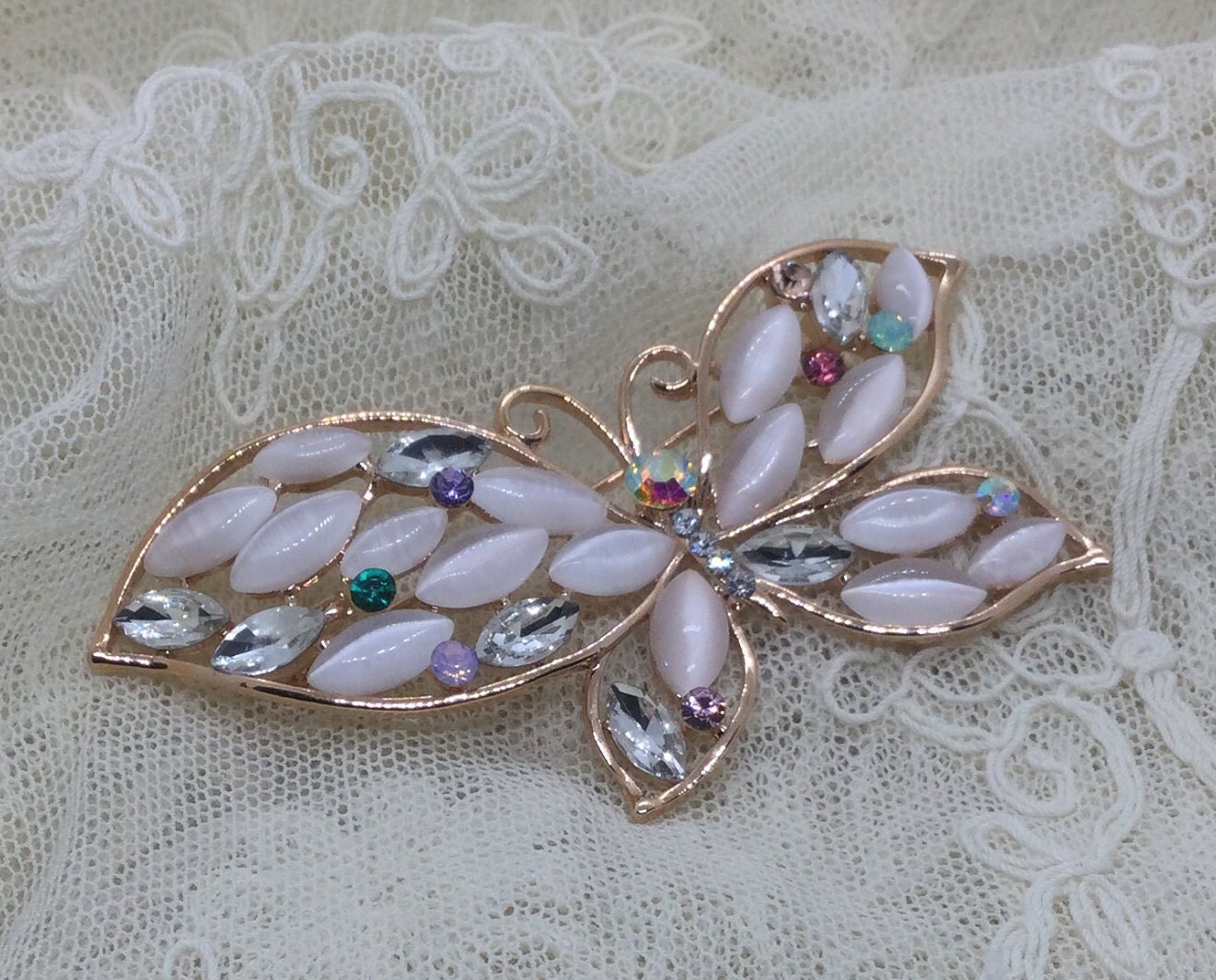 BUTTERFLY PIN/ Butterfly Brooch/ Scarf Pin/ Delicate Butterfly ...