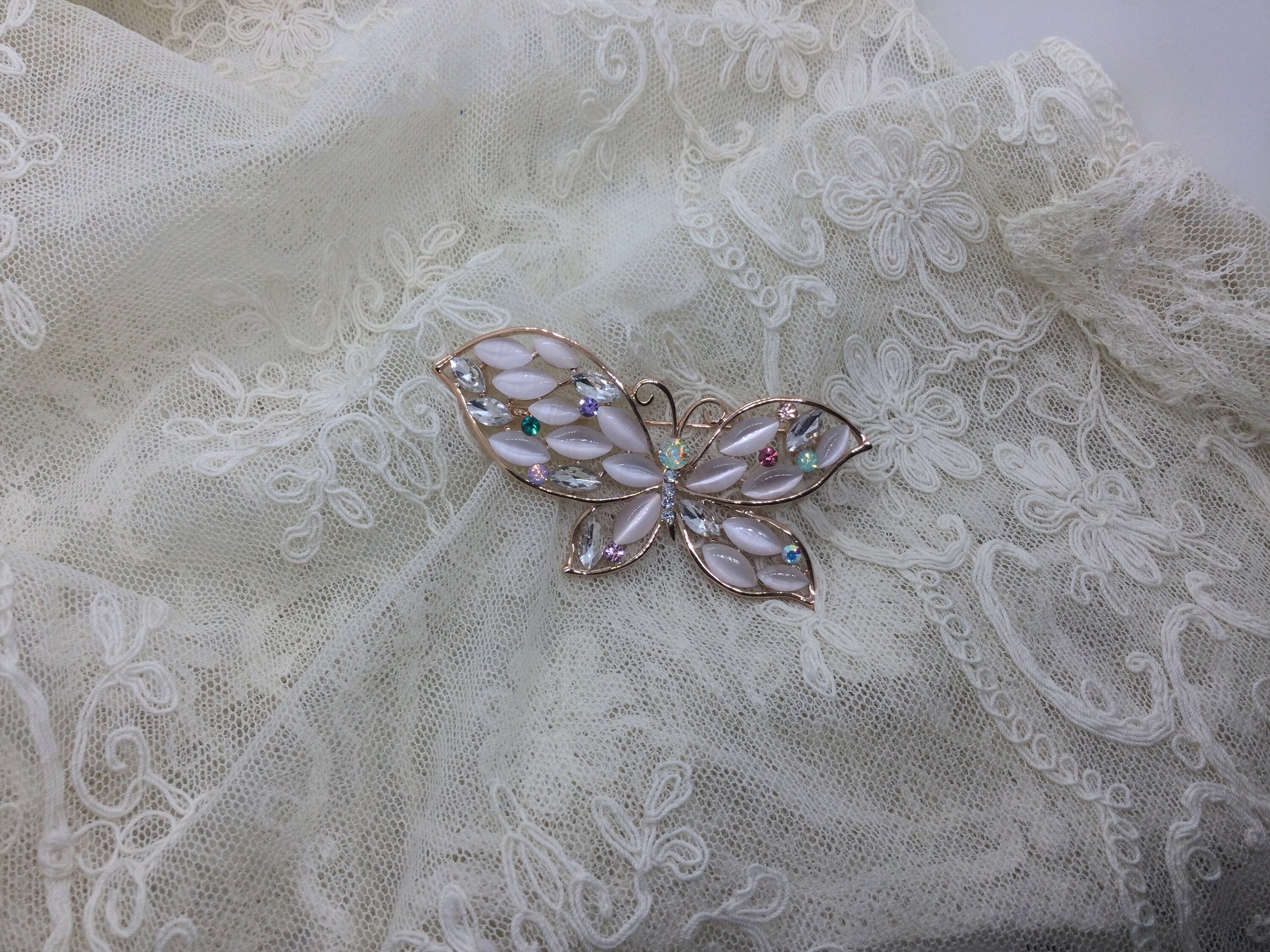 BUTTERFLY PIN/ Butterfly Brooch/ Scarf Pin/ Delicate - Etsy Canada