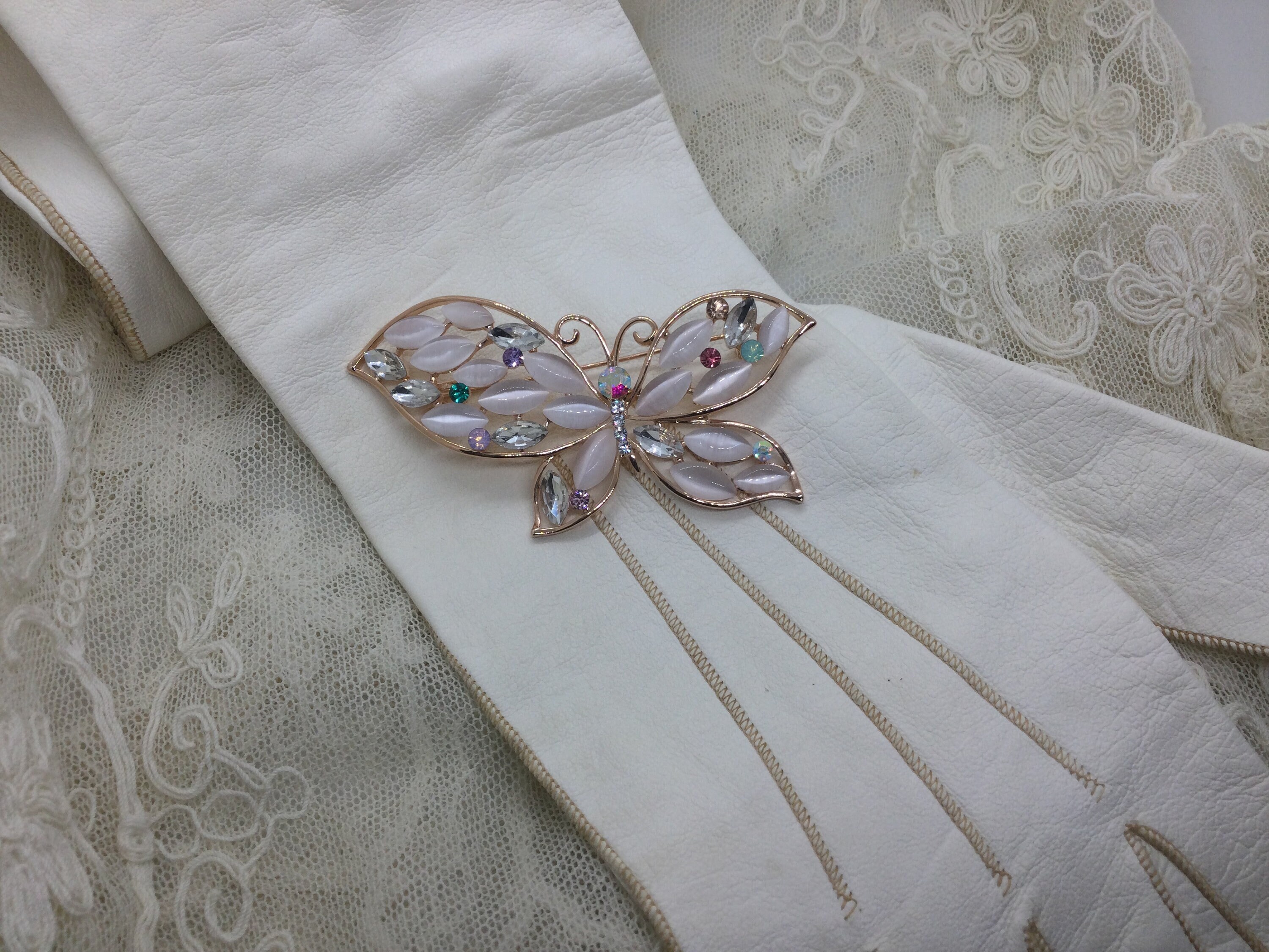 BUTTERFLY PIN/ Butterfly Brooch/ Scarf Pin/ Delicate - Etsy Canada