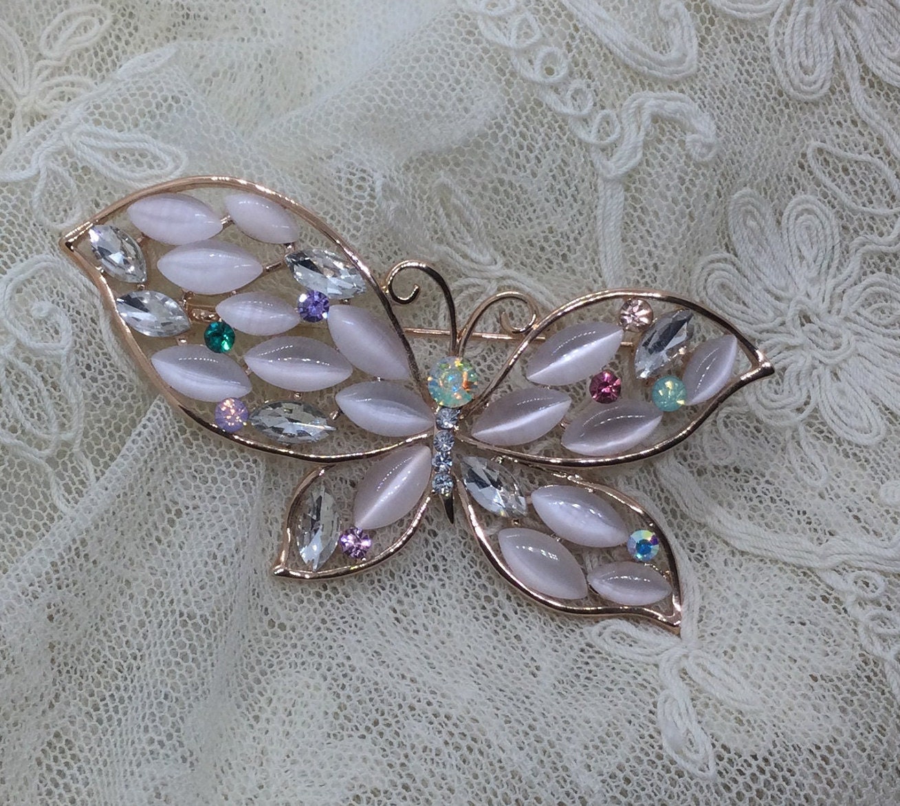 BUTTERFLY PIN/ Butterfly Brooch/ Scarf Pin/ Delicate Butterfly ...