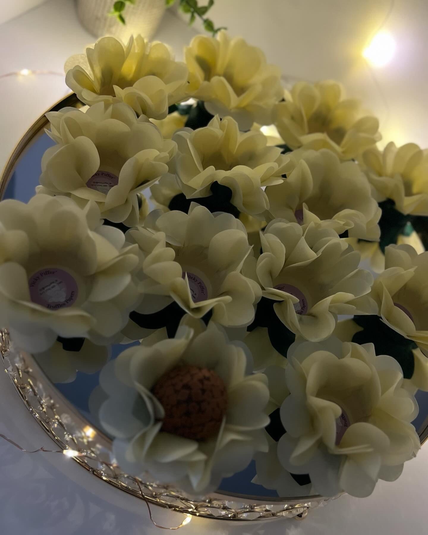 40 Units/marfim Wrappers/ to Holding Chocolates, Truffles, Bonbons and ...