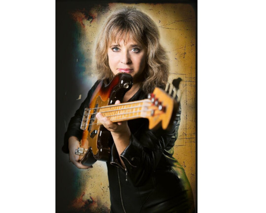 Suzi Quatro Exclusive Photographic Print, Signed by Photographer, 70s ...