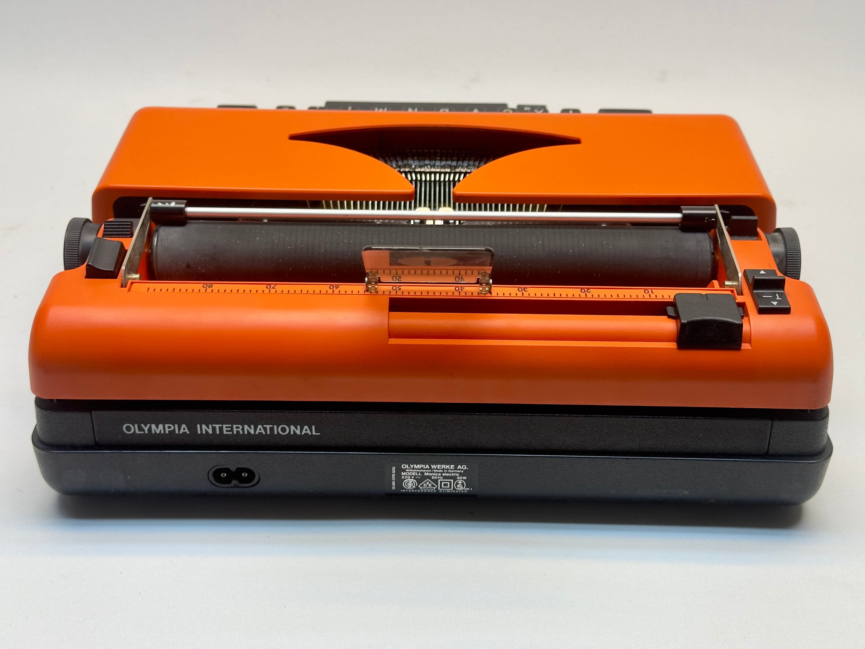 Vintage Olympia Electric Typewriter Creative Writing Experience Premium ...