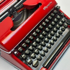 Rare! Olympia SM3 Typewriter - Red With Matching Bag - Antique ...