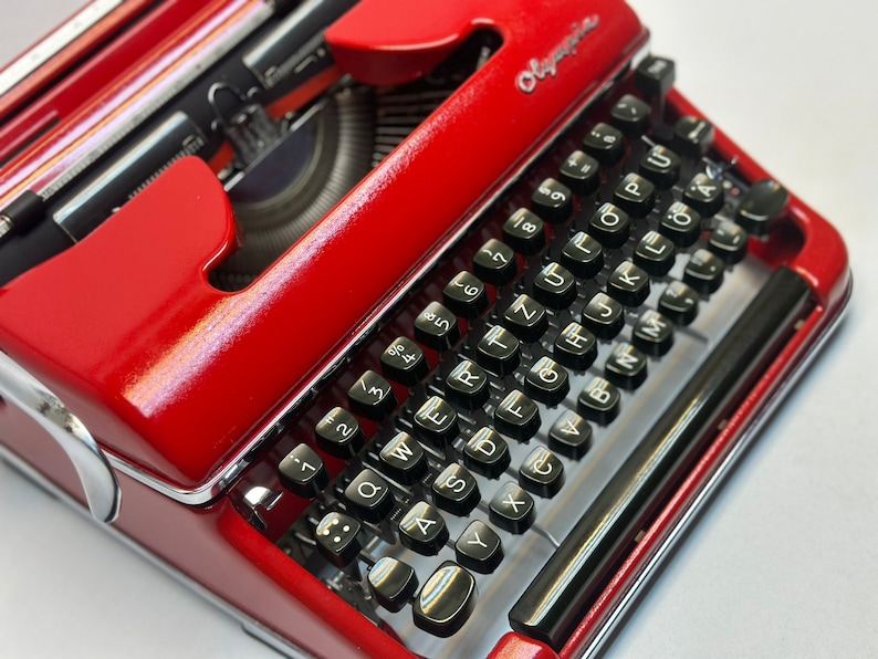 Rare! Olympia SM3 Typewriter - Red With Matching Bag - Antique ...