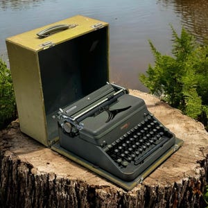 Hermes 2000 Typewriter - Premium Vintage Manual Typewriter | Fully ...