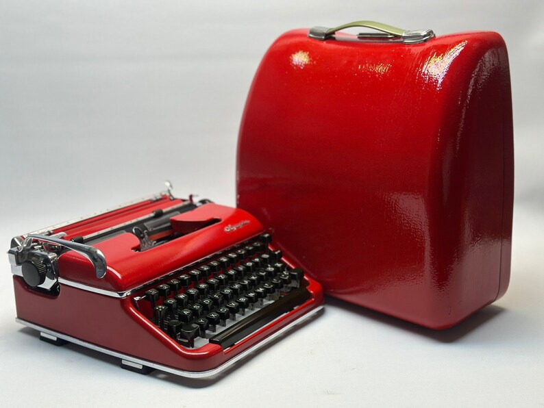 Rare! Olympia SM3 Typewriter - Red With Matching Bag - Antique ...