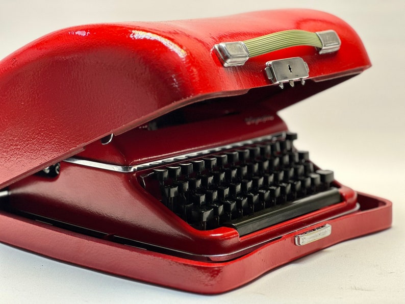 Rare! Olympia SM3 Typewriter - Red With Matching Bag - Antique ...