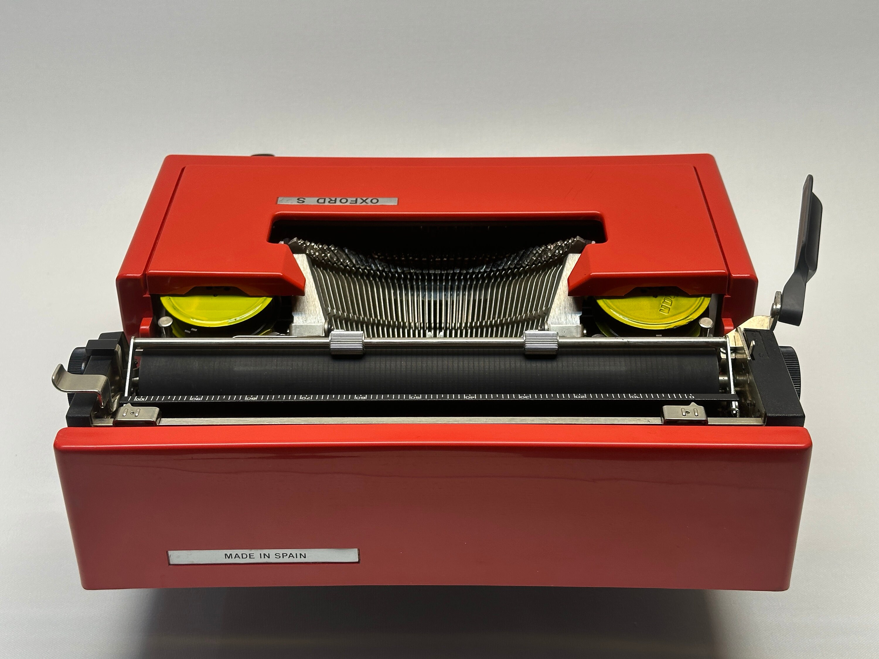 Oxford's Red Typewriter 1960 Model the Ultimate Gift for Writers ...