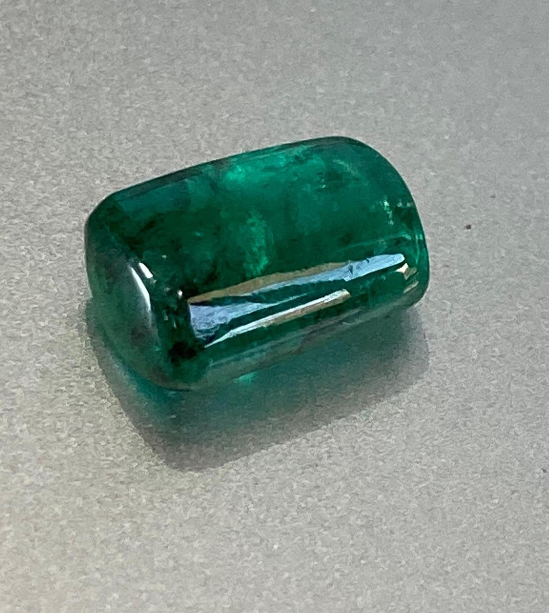 Natural Emerald Smooth Tumble Tube Shape Loose Gemstone | 2.25 Ct ...