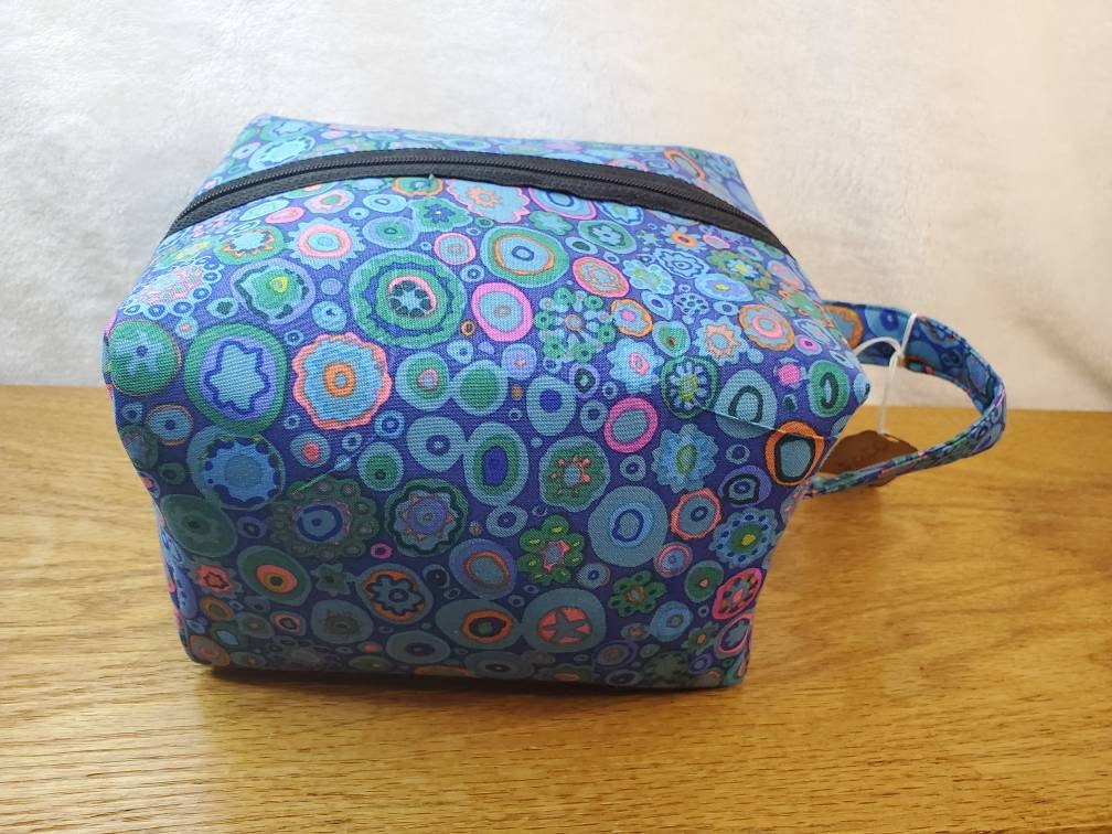 The Holland Pouch Quilted Boxy Pouch Handmade Cosmetic Bag - Etsy