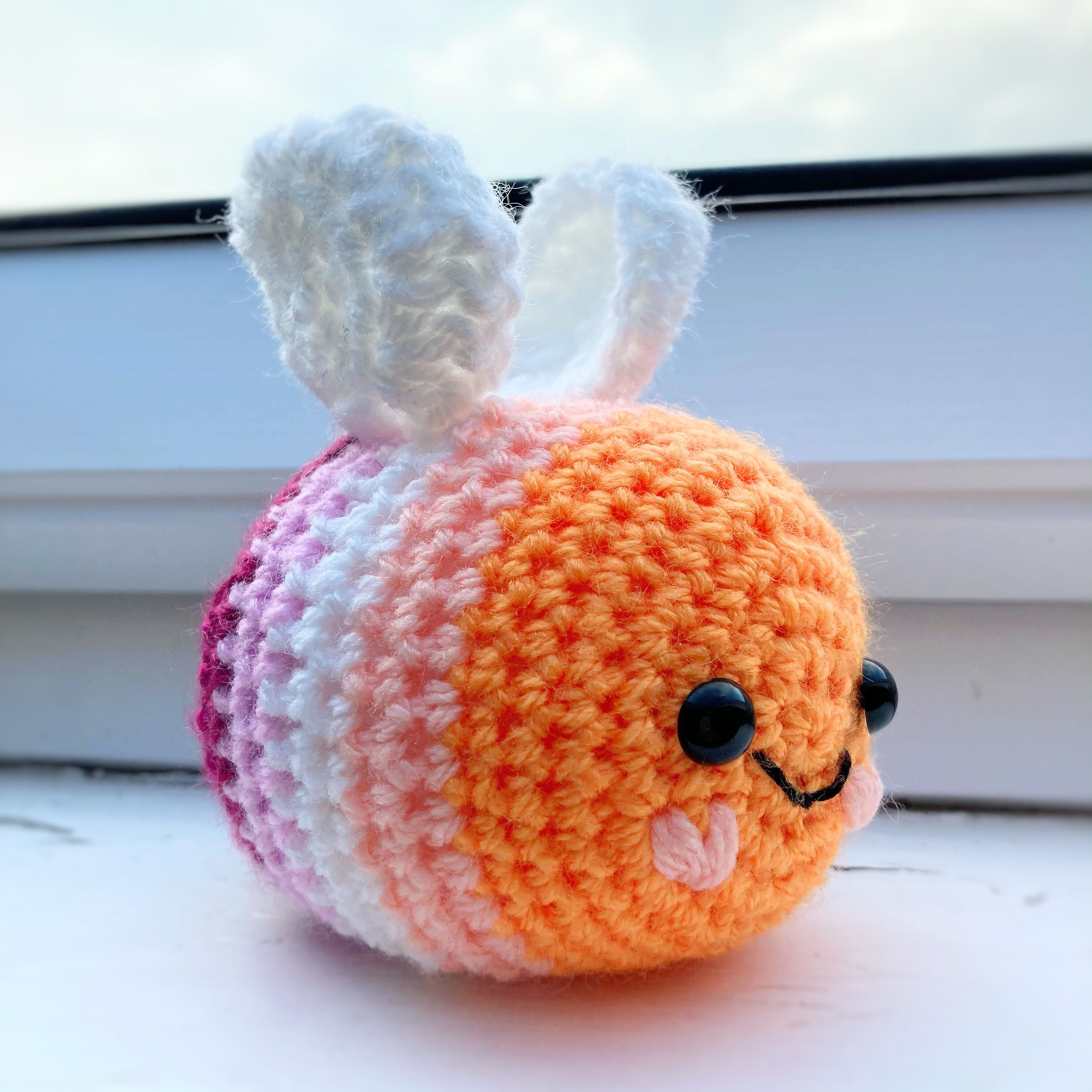 Lesbian Pride Crochet Bee | Etsy