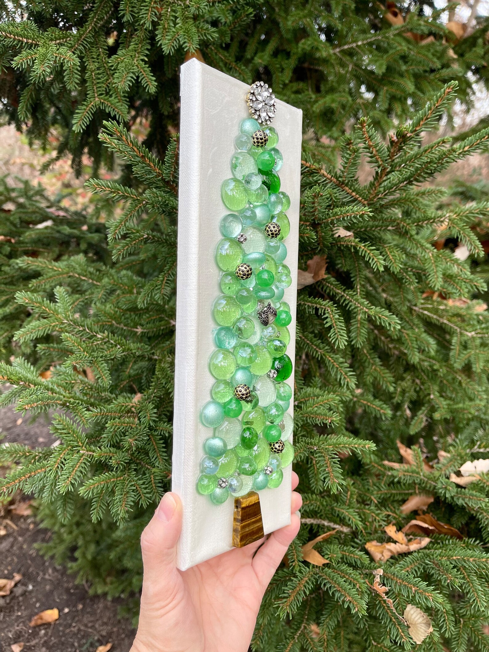 Unique Christmas Decor/ White Pearl Canvas With Glass Beads and Jewelry ...