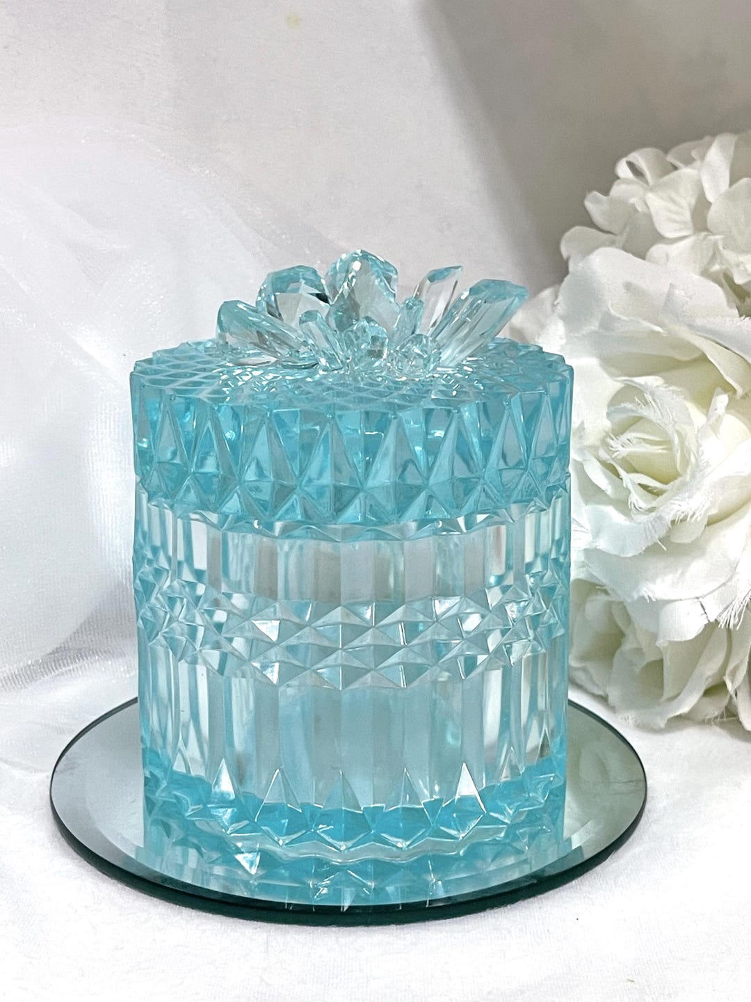 Glacier Blue Diamond Cut Container With Lid/ Multiple Colors Available ...