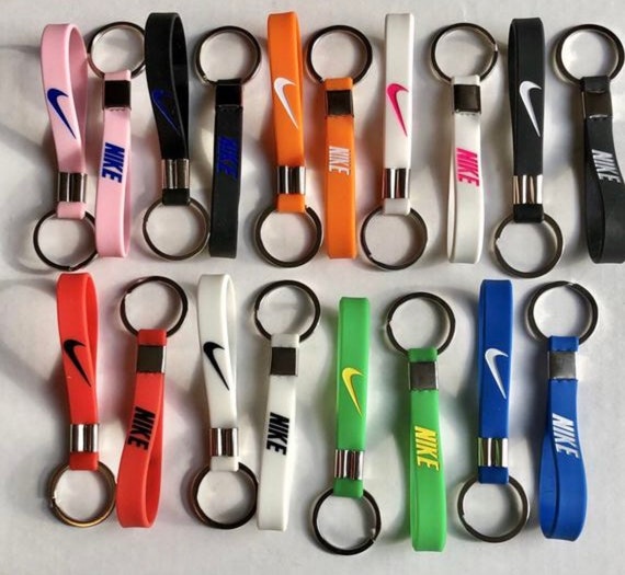 abilitate ciudat Revendicare nike just do it keychain Cuvântare Este ...