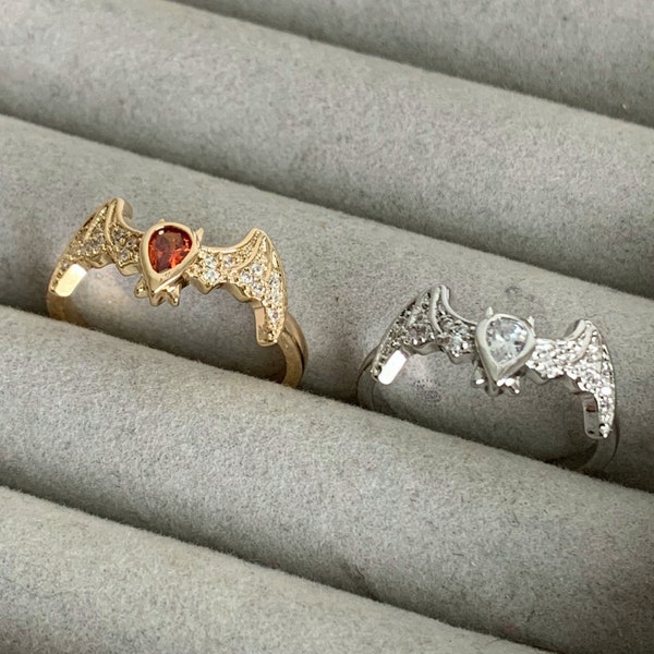 Bat Ring - Etsy