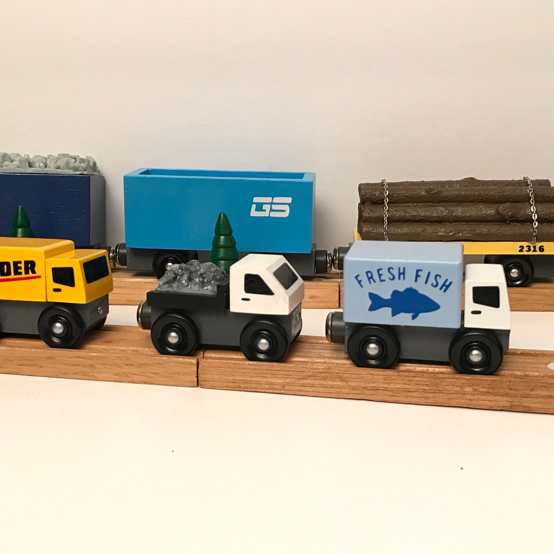 Wooden Toy Vehicle Fresh FISH Delivery Truck Magnetic for - Etsy