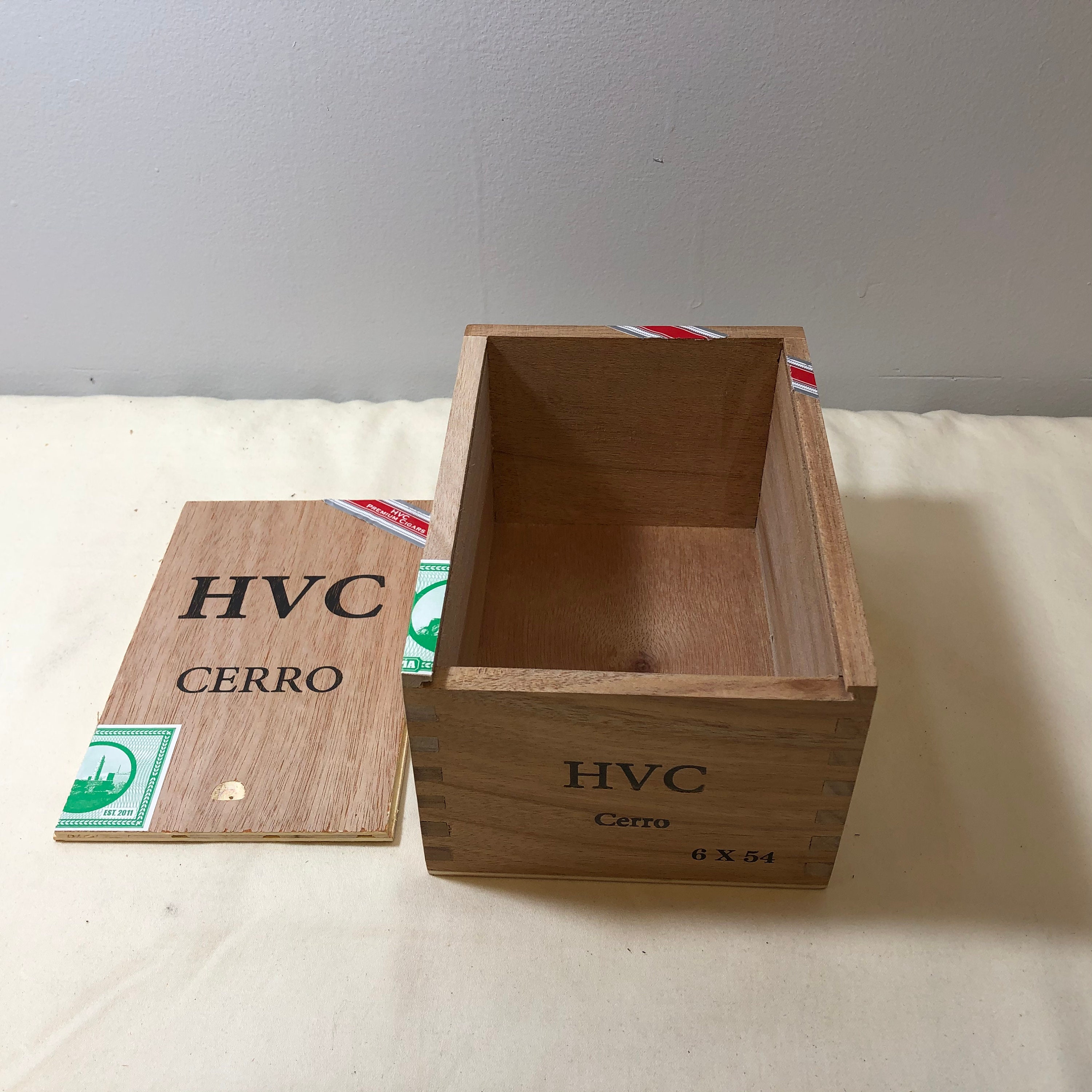 HVC Cerro Toro Empty Wooden Cigar Box 5x7x3.75 - Etsy