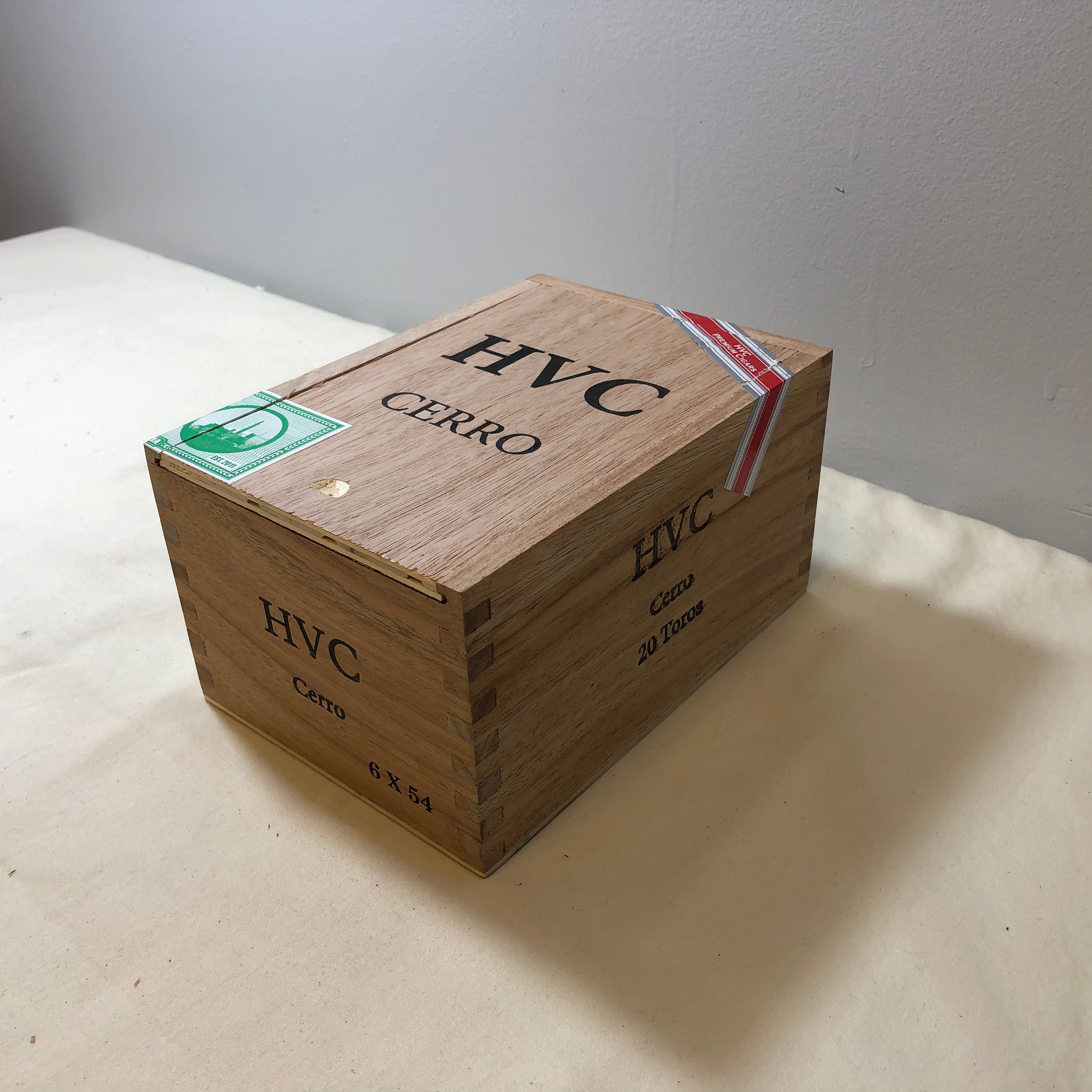 HVC Cerro Toro Empty Wooden Cigar Box 5x7x3.75 - Etsy