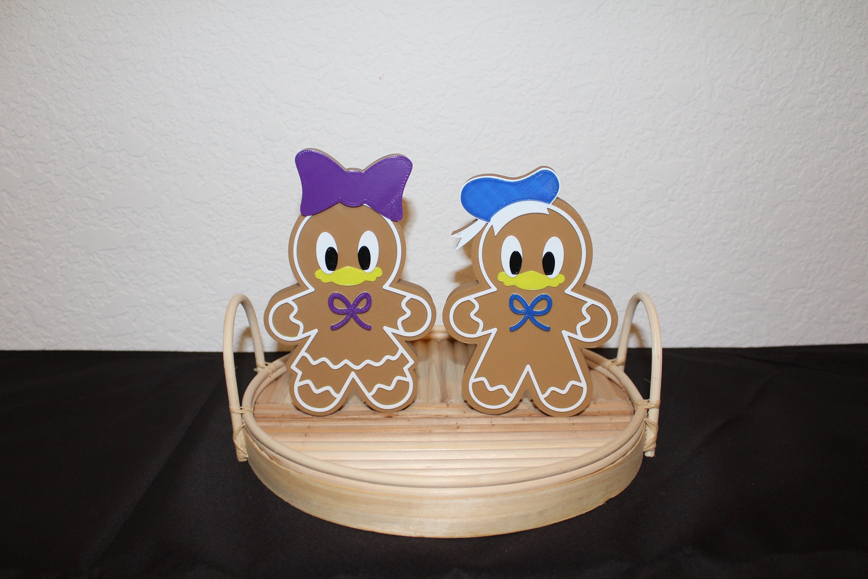 Large Cut Out Daisy Duck