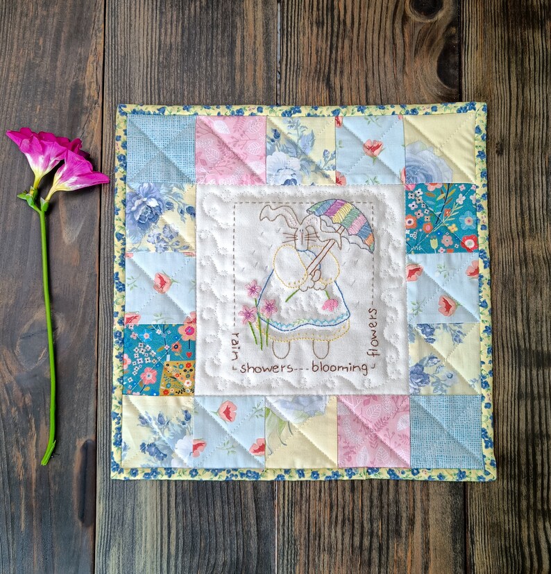 Mini Quilt Wall Hanging Spring Decor, Hand Embroidered Farmhouse Panel ...