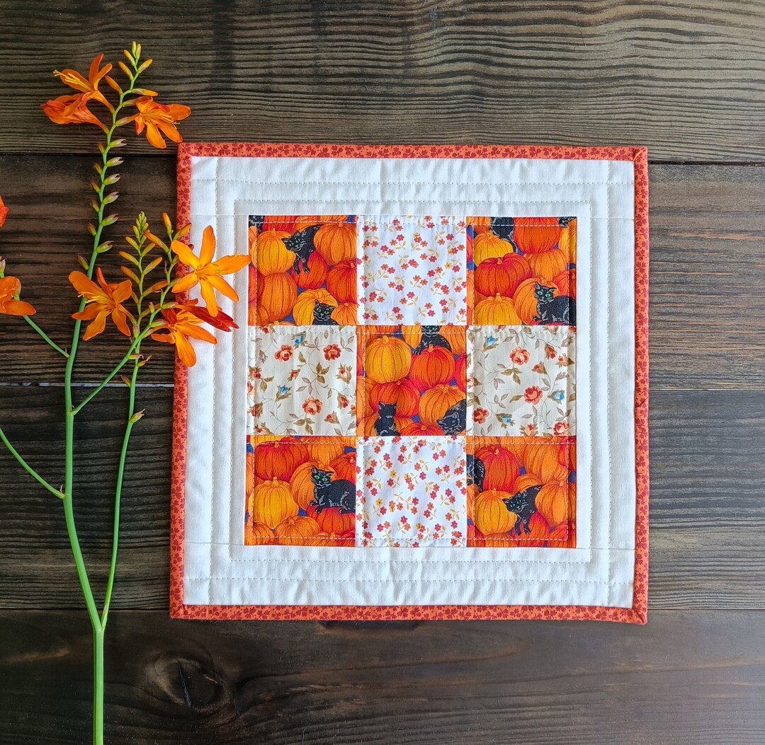 Fall Quilted Table Topper, Quilted Square Table Runner, Farmhouse Mini ...