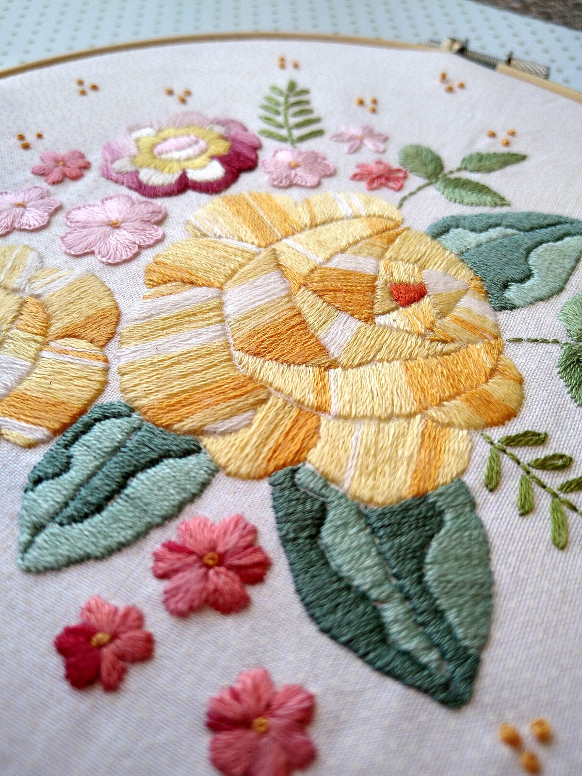 Romantic Rose Embroidery Hoop Wall Decor, Floral Wall Art, Gift for ...